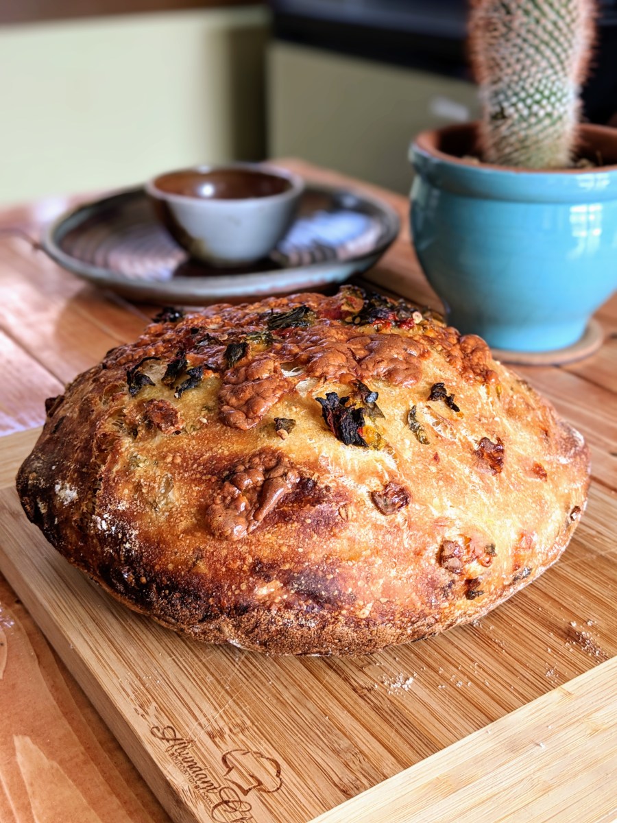 Green Chile + Cheddar Sourdough – Alegre Bread